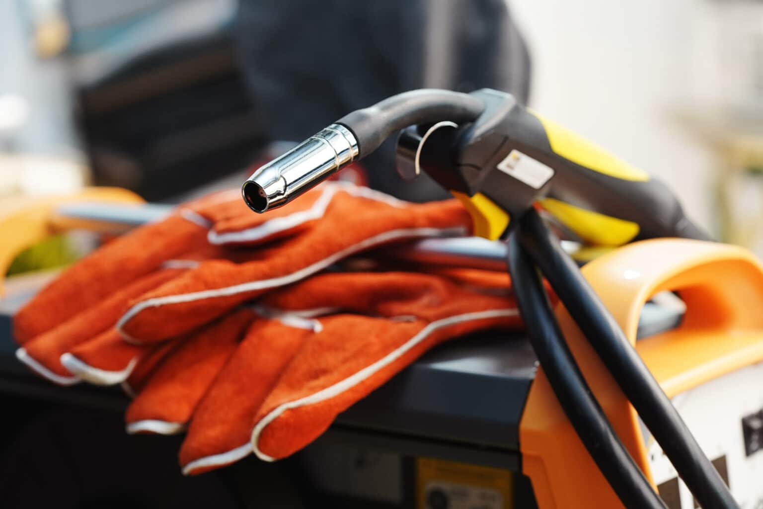 What is MIG Welding? Full Guide to MIG Welding