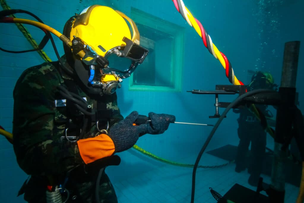 Underwater Welding Guide: Underwater Welding & How it Works