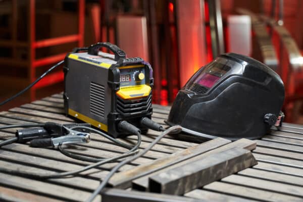 AC vs. DC Welding: Key Differences and Applications